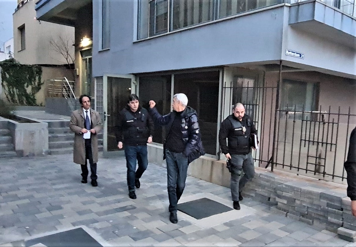 Dan Diaconescu a fost reținut într-un dosar privind presupuse relații ...