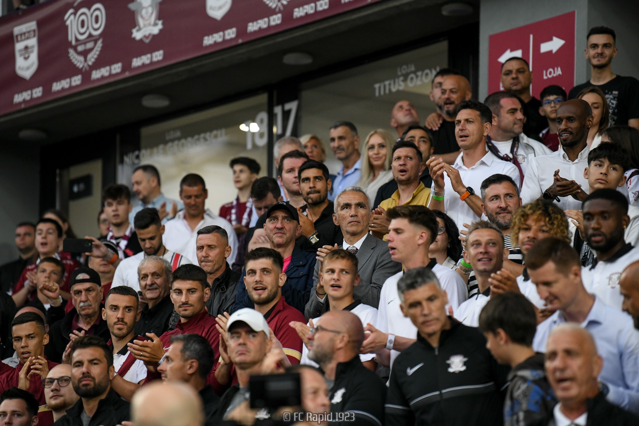Aniversare de 100 de ani pentru Clubul Sportiv Rapid. Peste 8000 de ...