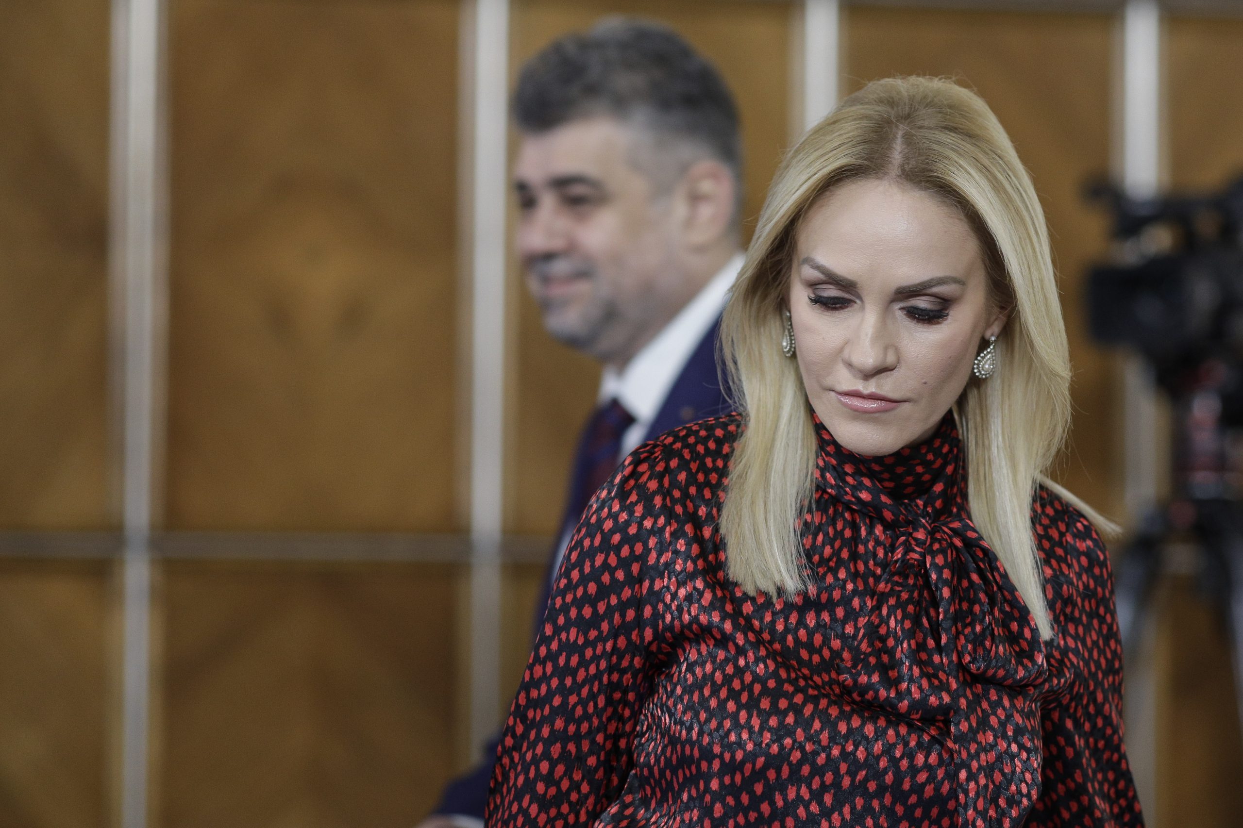 Gabriela Firea și-a depus candidatura pentru un nou mandat la Primăria ... Gabriela Firea și-a depus candidatura pentru un nou mandat la Primăria ...