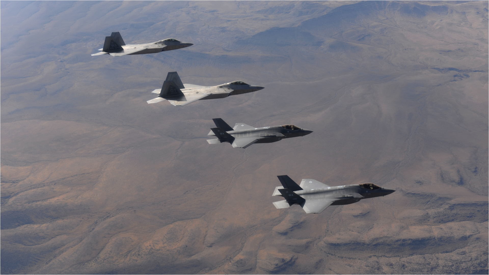 România va cumpăra avioane de luptă americane F-35 | AUDIO : Europa FM