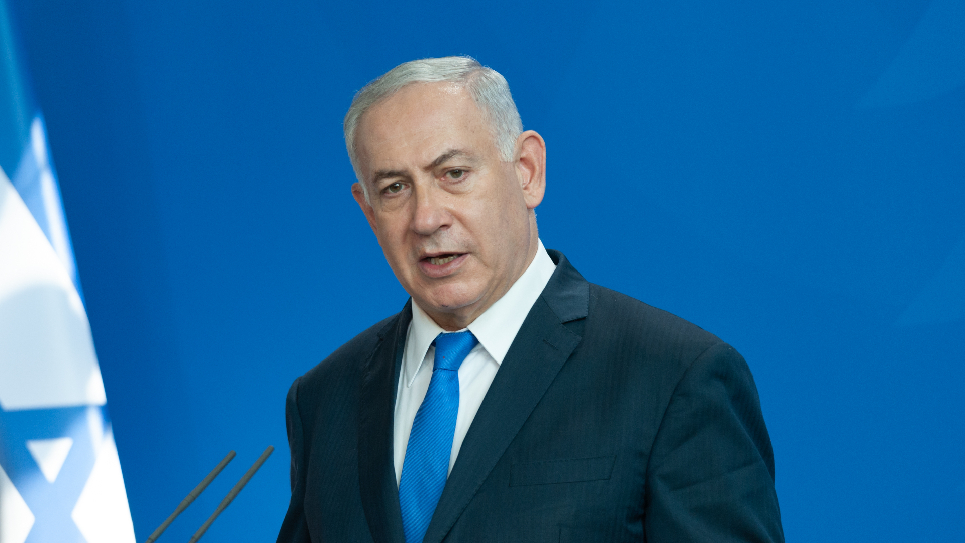 Netanyahu îl acuză pe Macron că „alimentează focul antisemit” prin ...