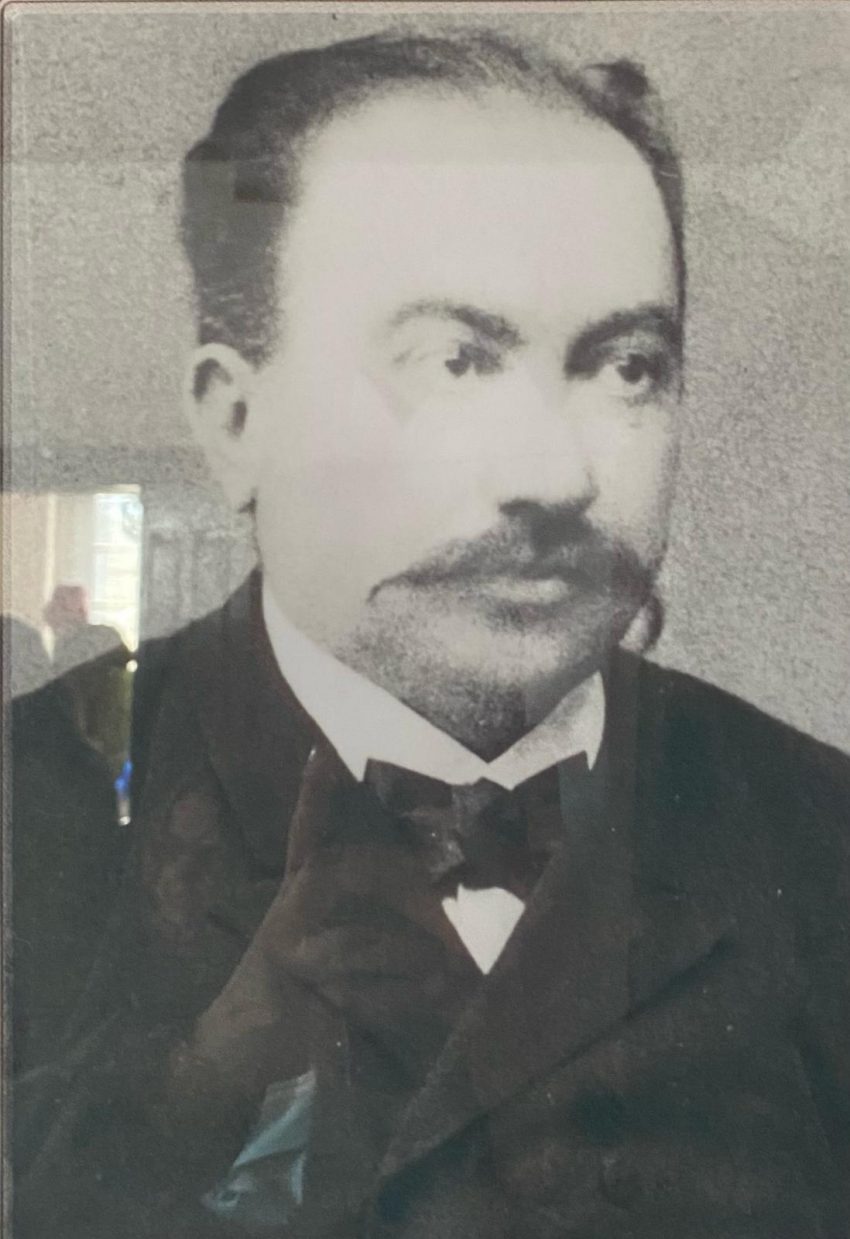 Casa copilăriei lui Nicolae Iorga | GALERIE FOTO : Europa FM