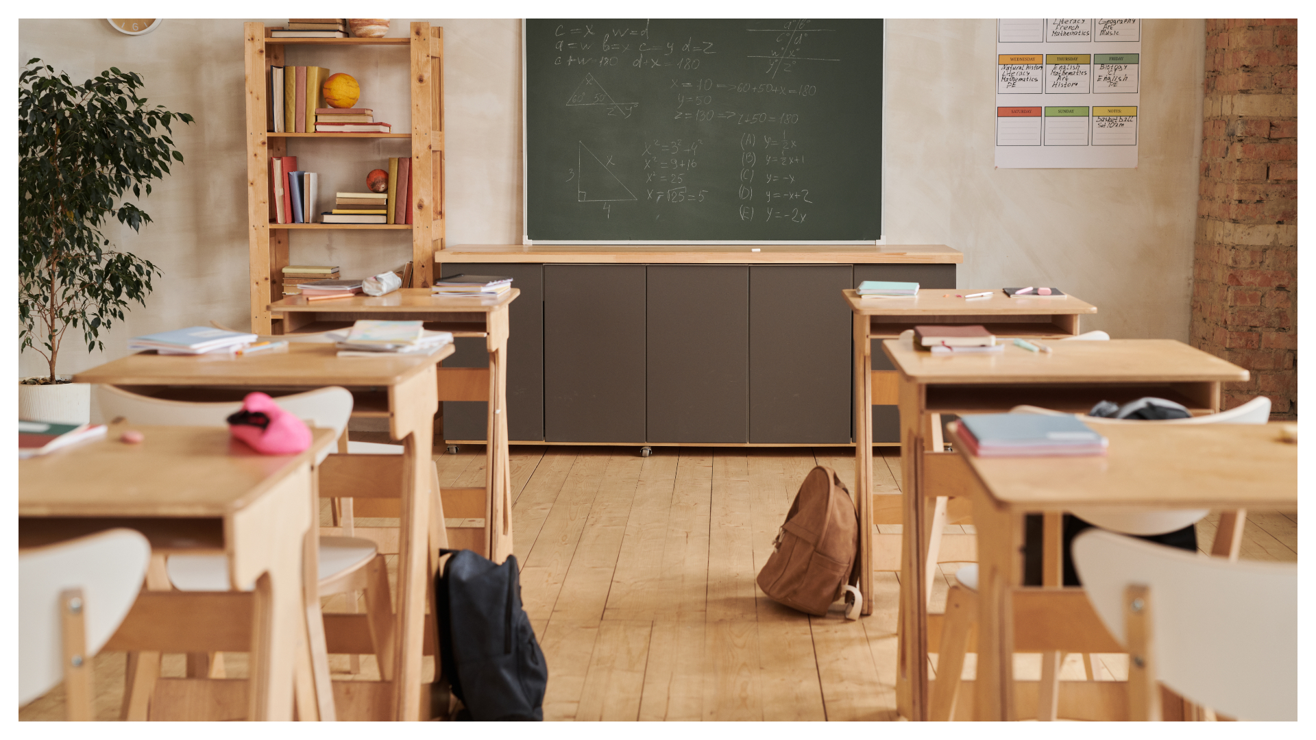 Incident alarmant într-o școală din Galați. Un elev a ascuns un cuțit ...