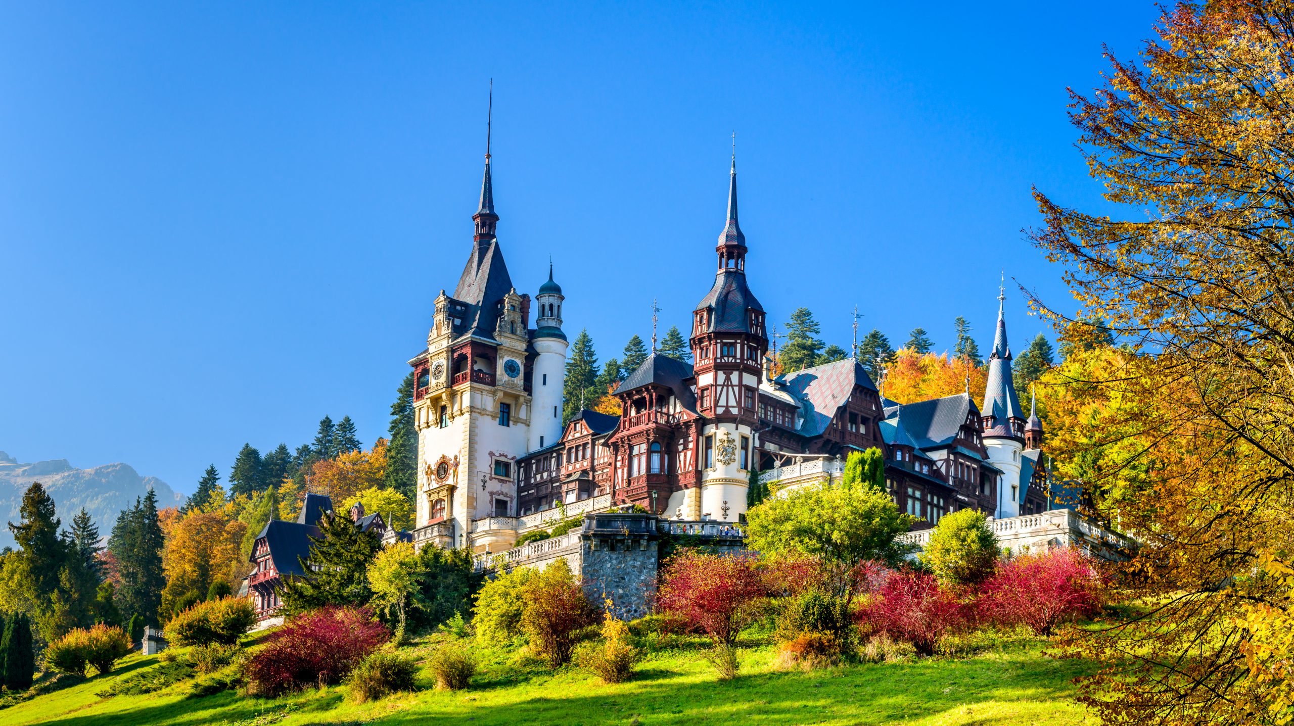 Cele mai frumoase destinații pentru un weekend de toamnă în România ...