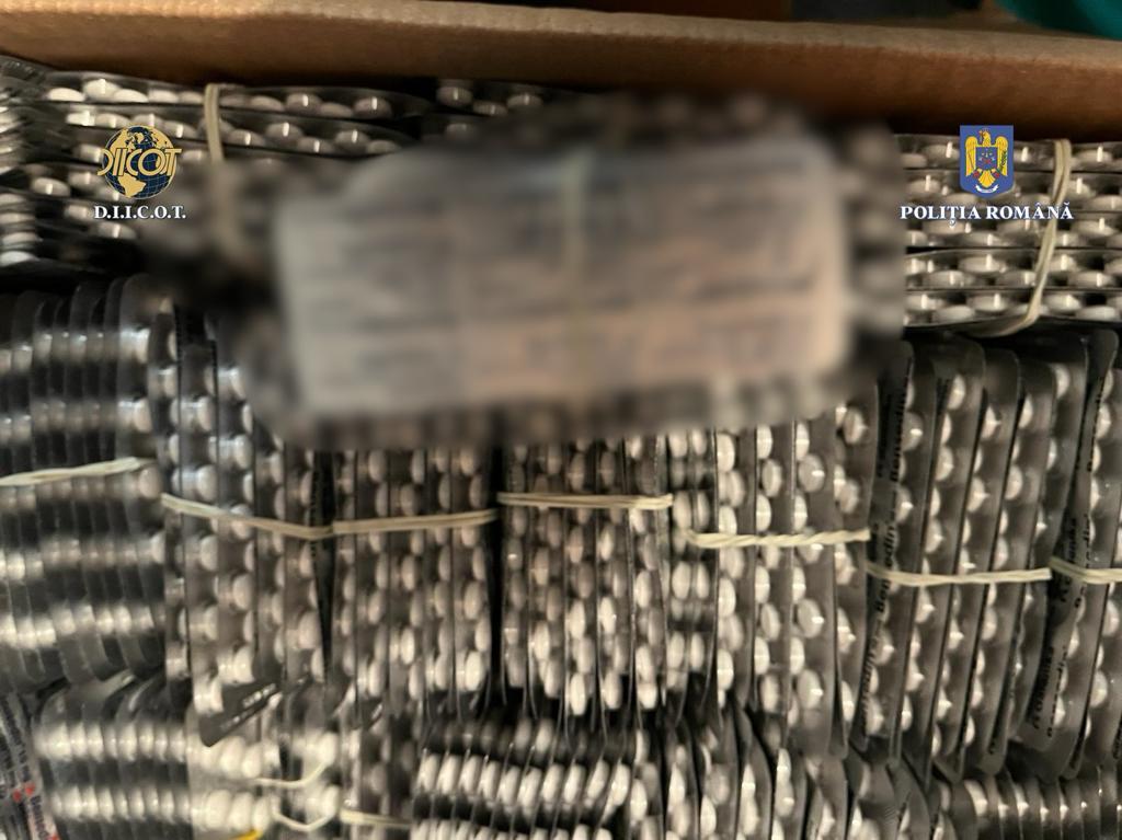 Arad: Cantități impresionante de medicamente folosite ca droguri, dar ...