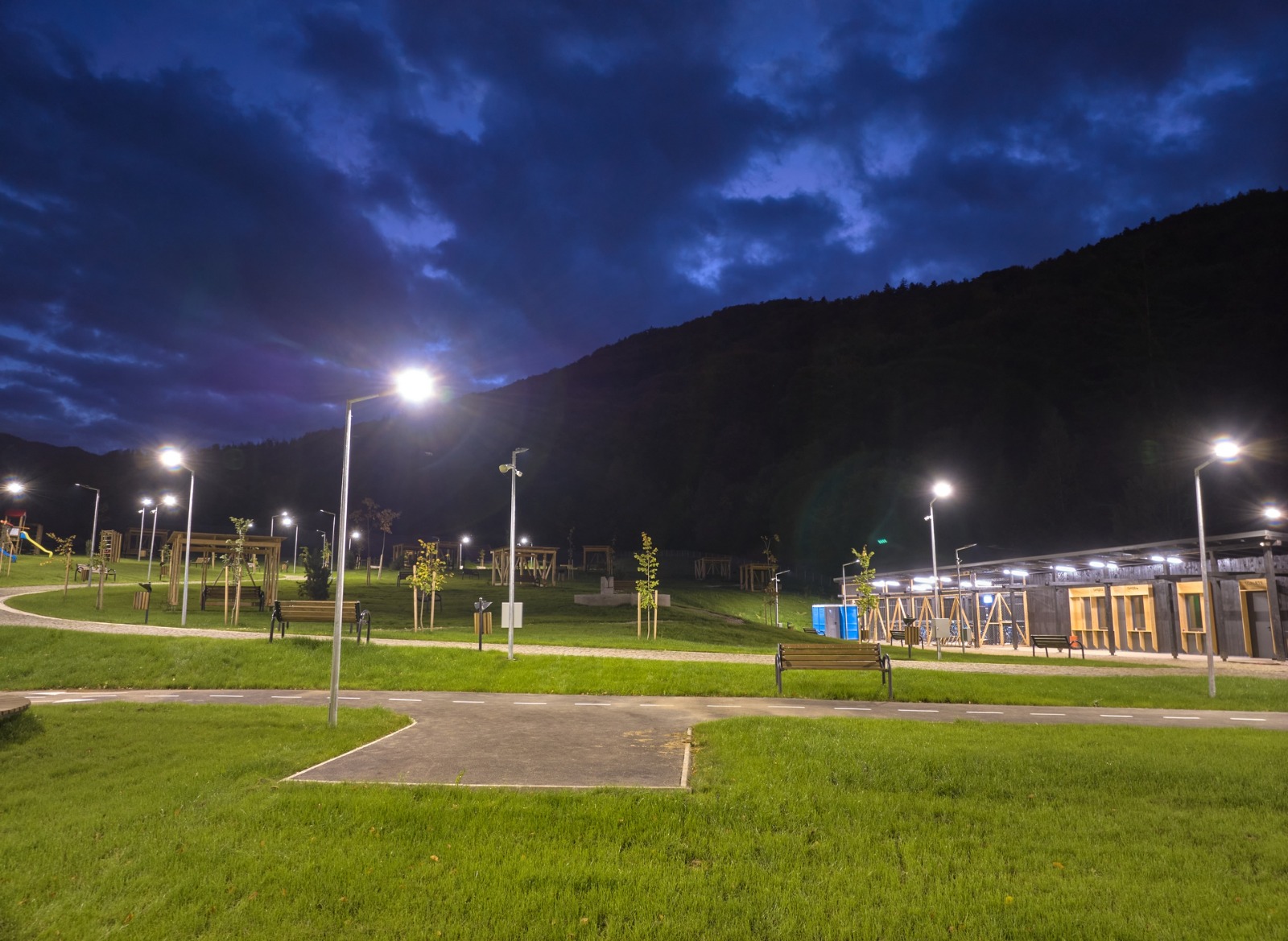 O nouă zonă de agrement, de 16.000 de metri pătrați, se deschide în ...