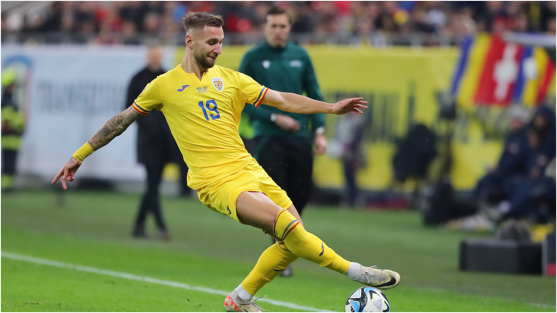 Tricolorii, încrezători pentru meciul România-Slovacia. Denis Drăguș ...