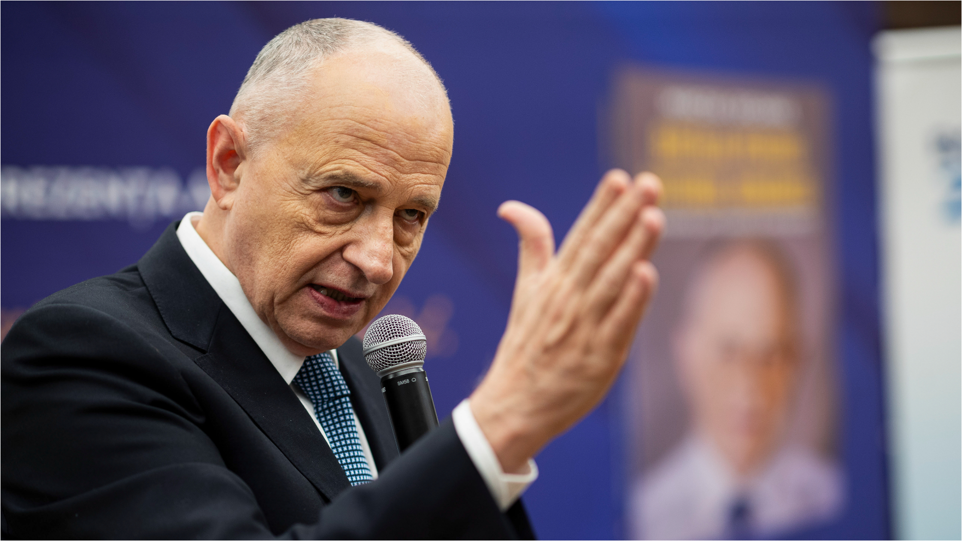 Mircea Geoană, declarații după vot: Este foarte important pentru ...