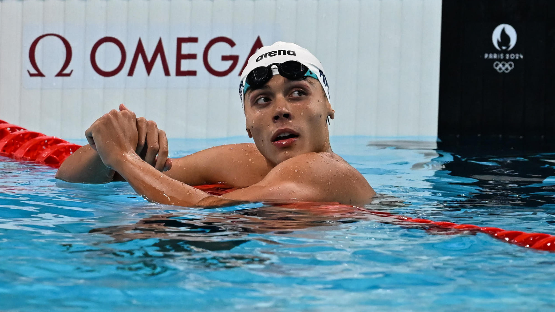 David Popovici, calificat în finala probei de 200 de metri liber la Campionatul Mondial de ...