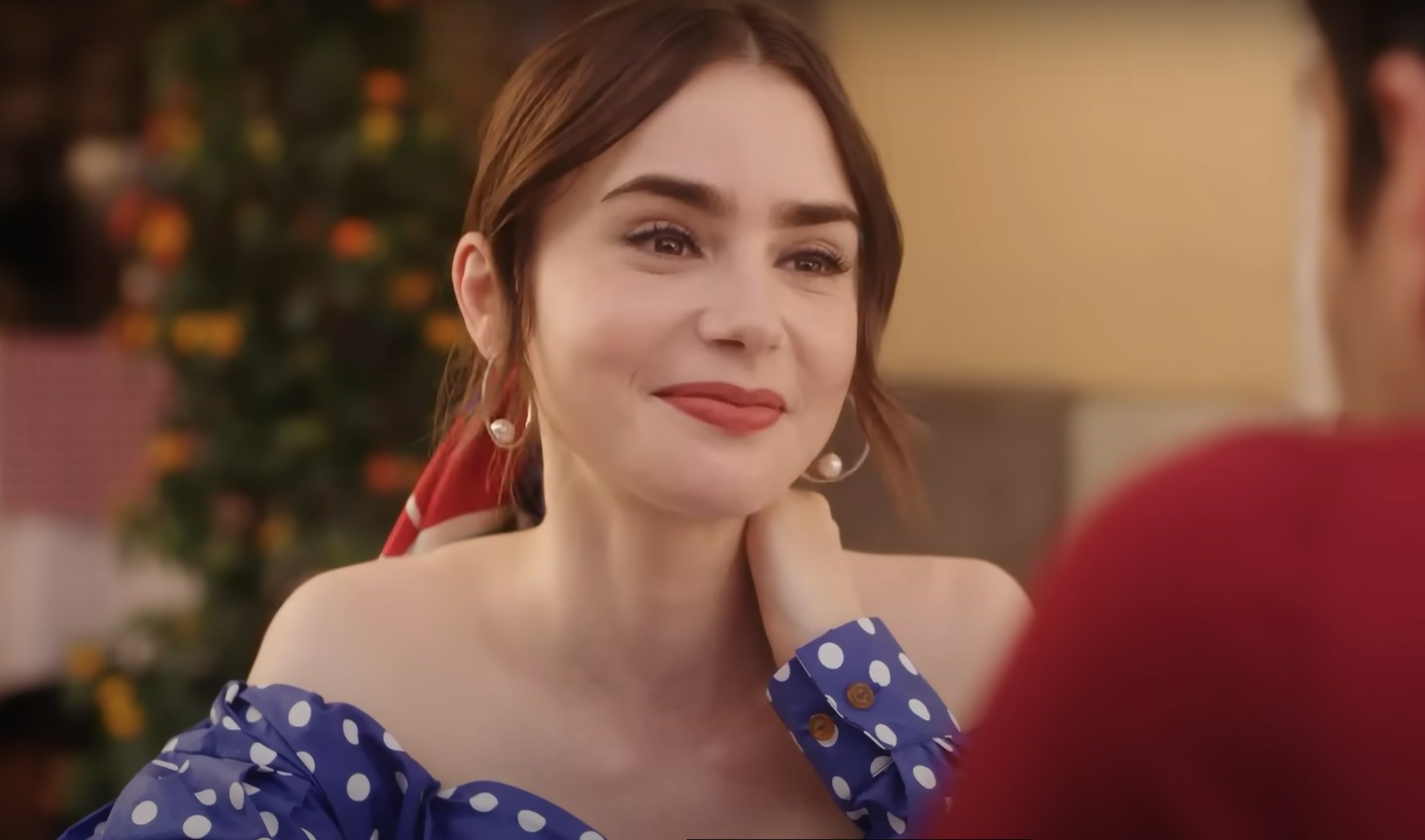 Serialul “Emily in Paris” continuă cu sezonul 5 | VIDEO : Europa FM