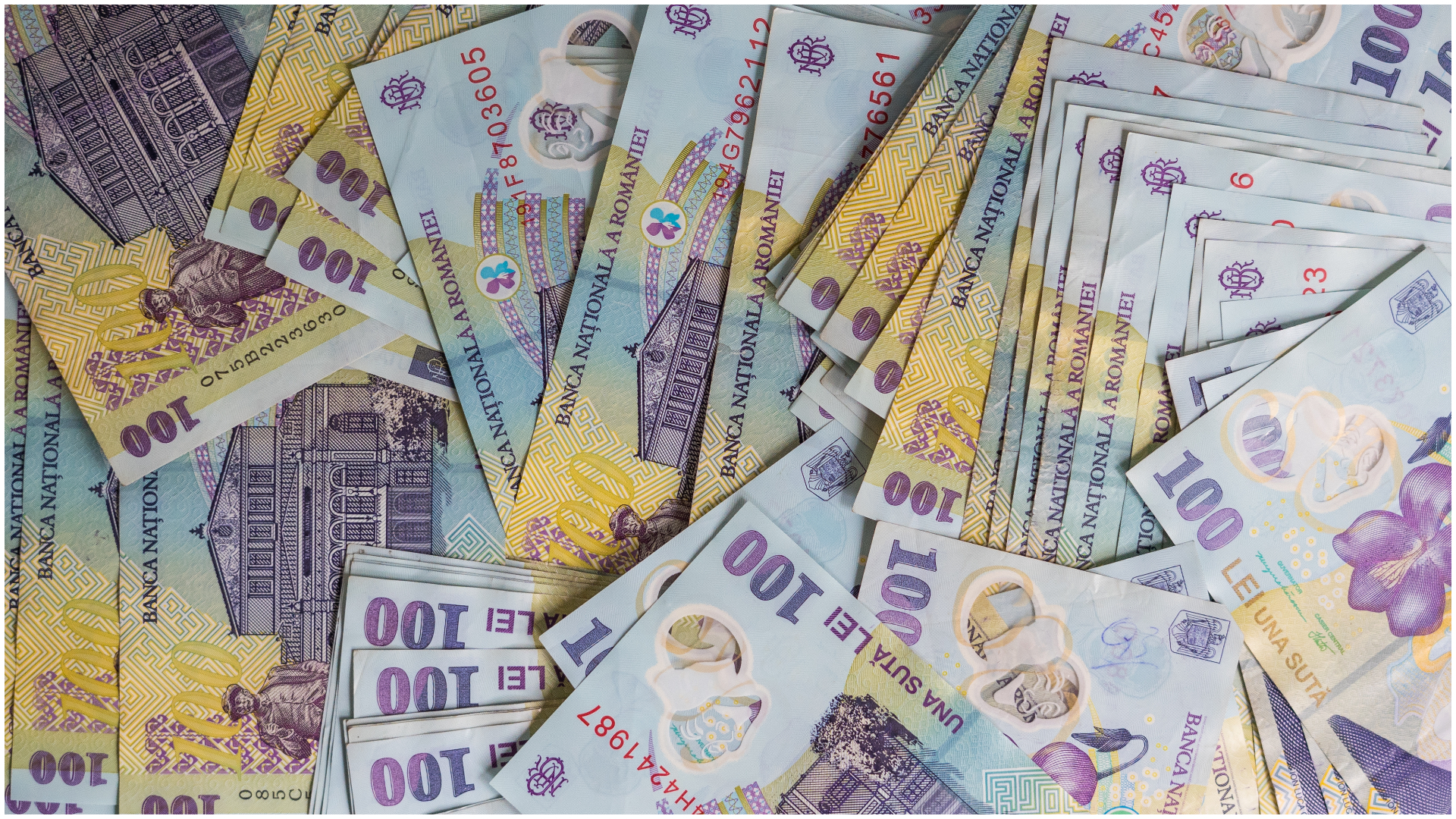 Radu Burnete: „Guvernul tot timpul face două lucruri: își ...