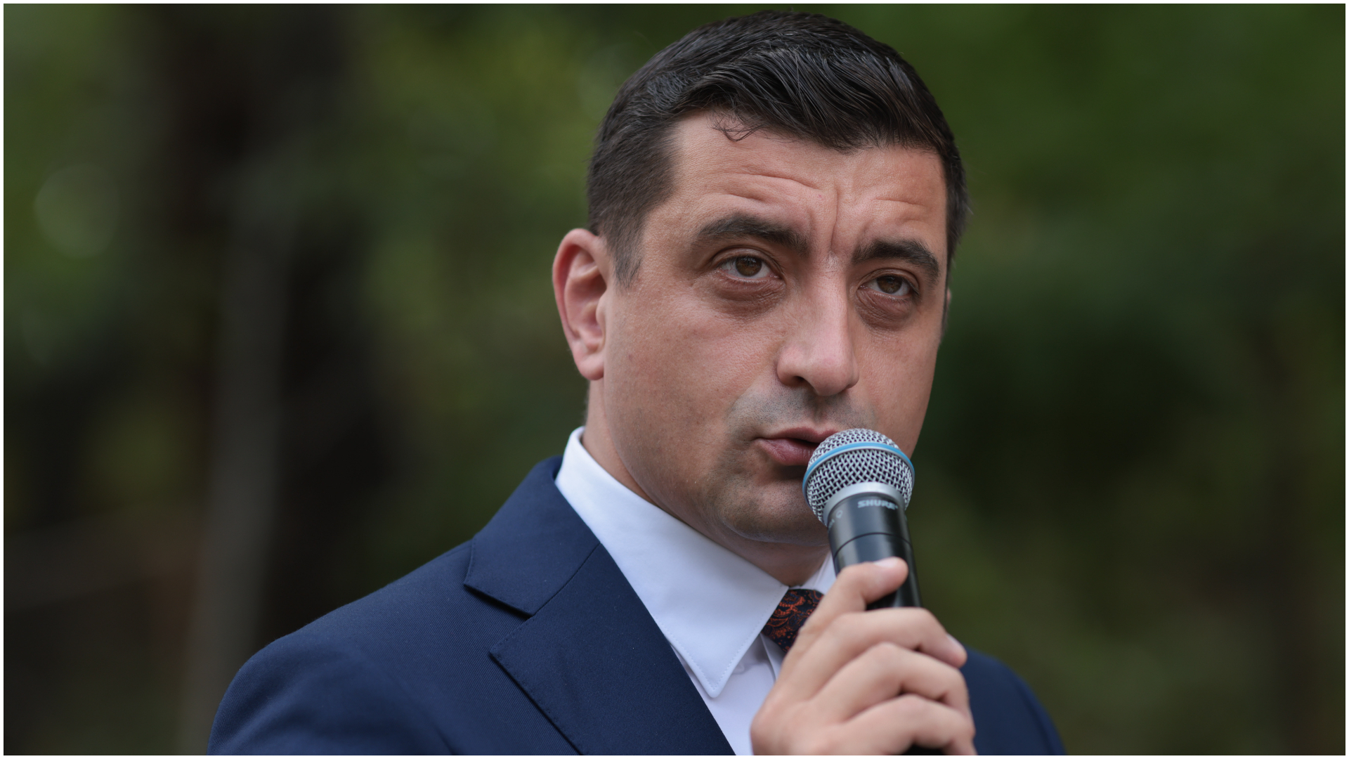 George Simion și-a depus dosarul de candidatură la președinție, cu ...