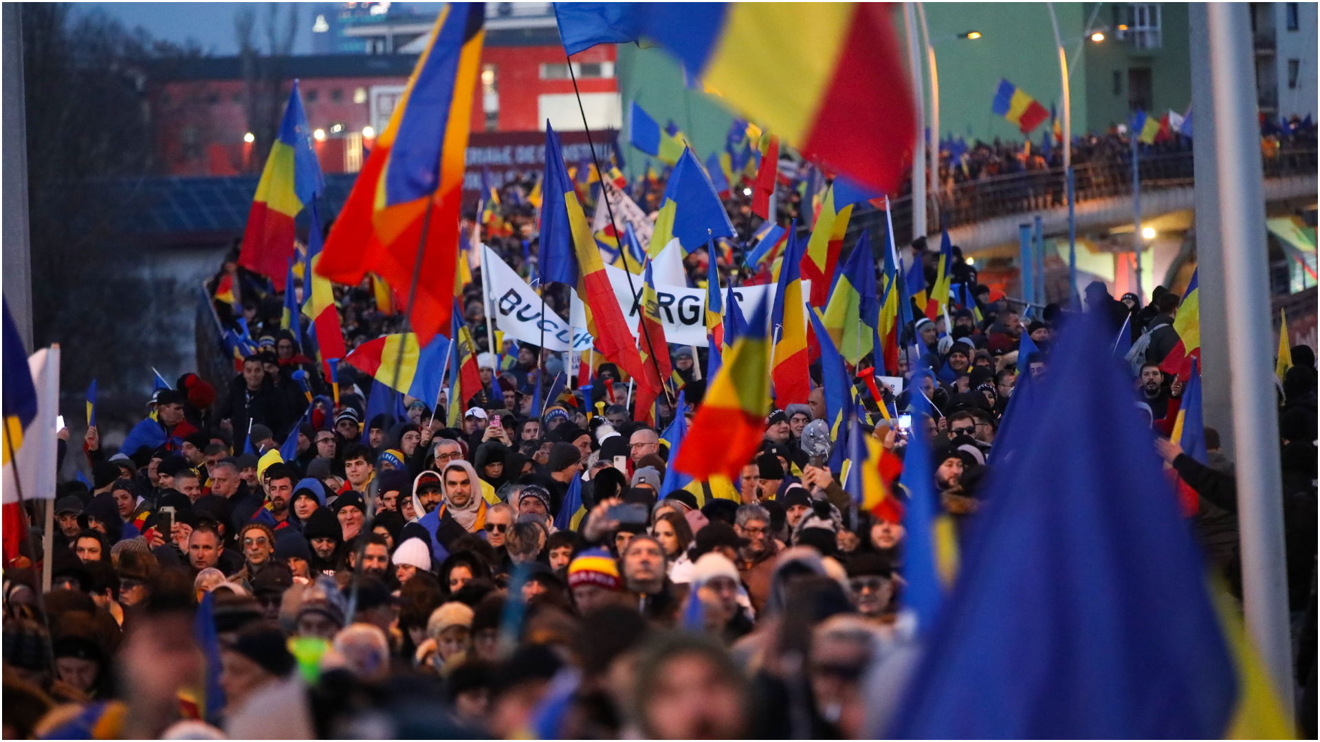 România în Direct: Cel mai mare protest după 10 august. De ce fierbe ...