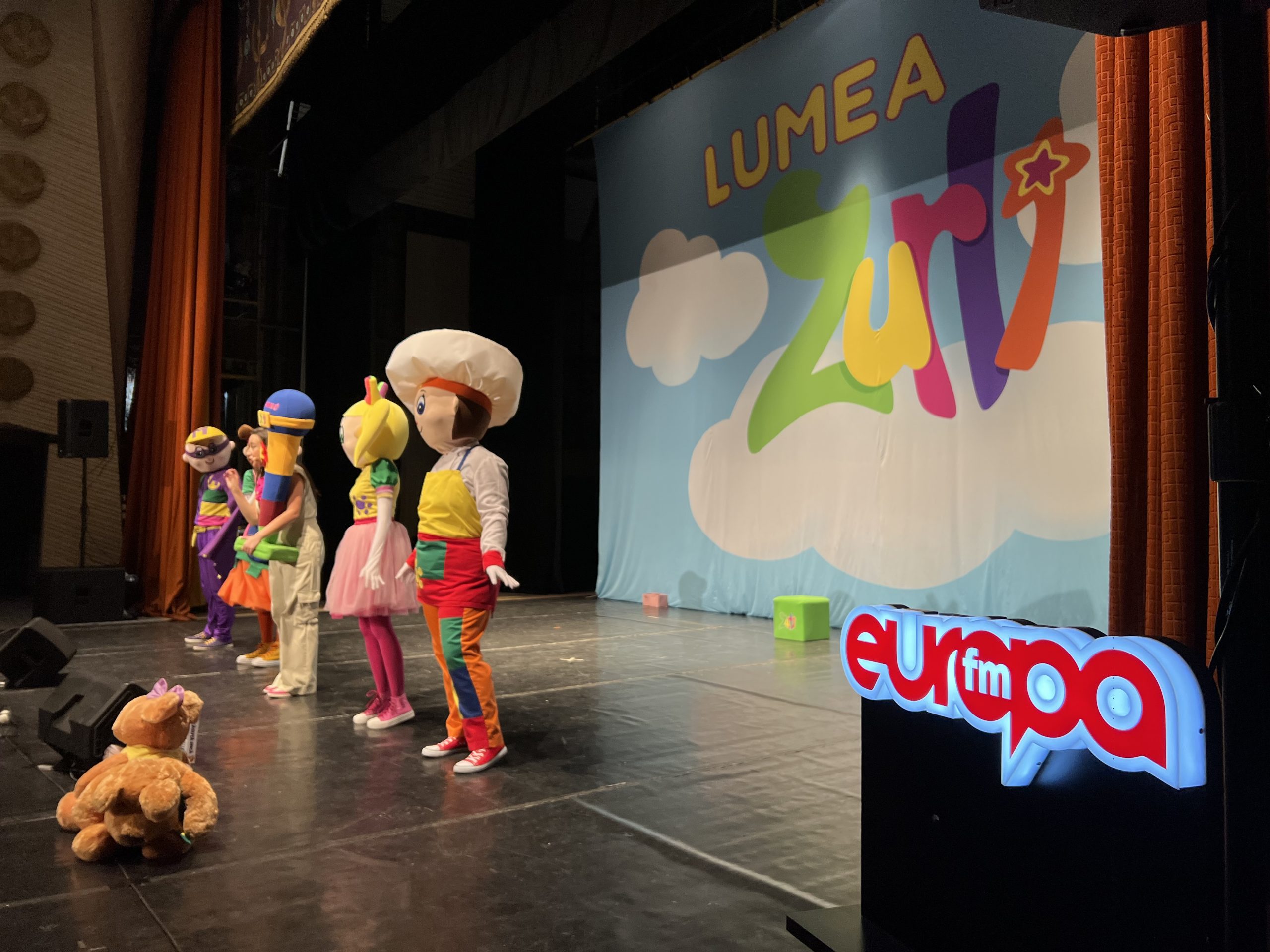 Gașca Zurli ajunge la Câmpina și Vălenii de Munte, pe 14 și 15 ...