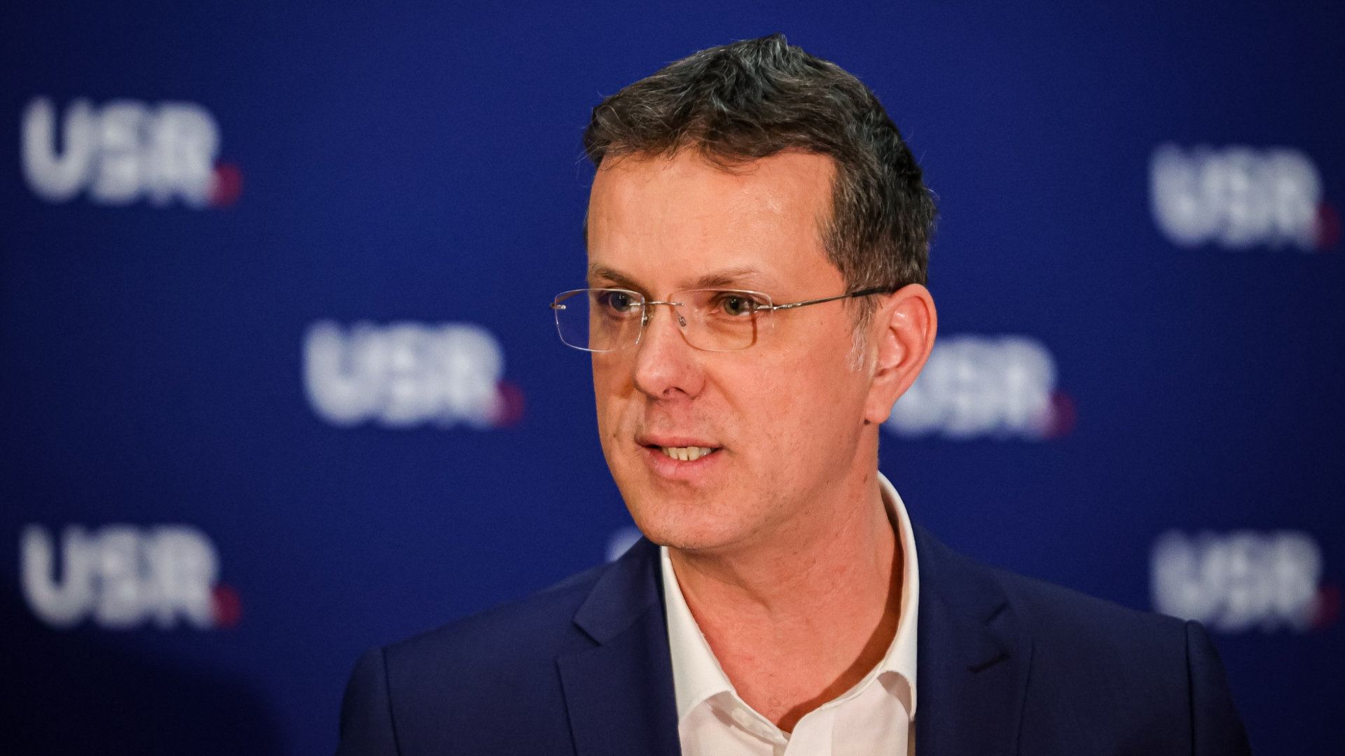 O parte din conducerea USR își retrage sprijinul pentru Elena Lasconi, candidată la alegerile ...