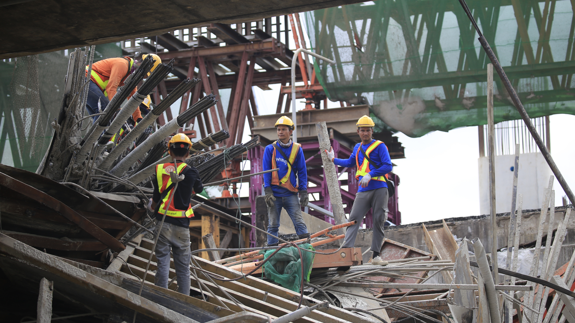 Bilanţul cutremurului din Myanmar a crescut la 2.719 morți. Sute de ...