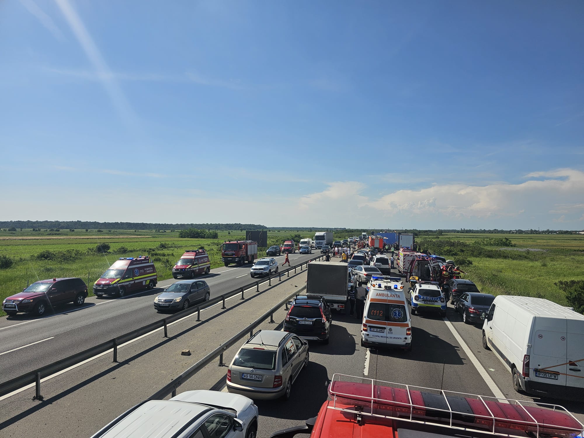 Accident grav cu 3 tiruri și 5 autoturisme pe A1, în dreptul ...