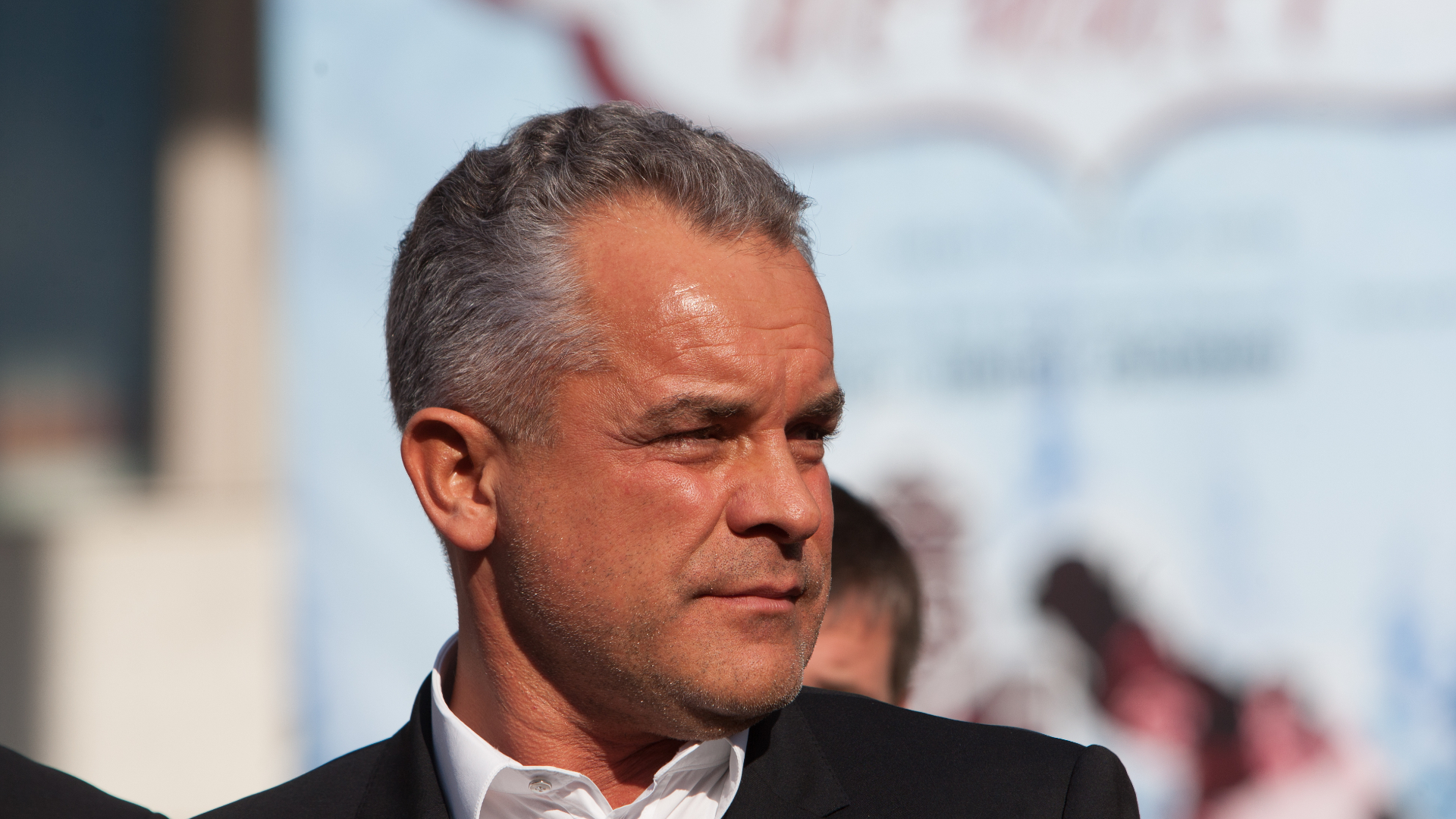 Vladimir Plahotniuc a fost reținut la Atena. Acesta este implicat într ...