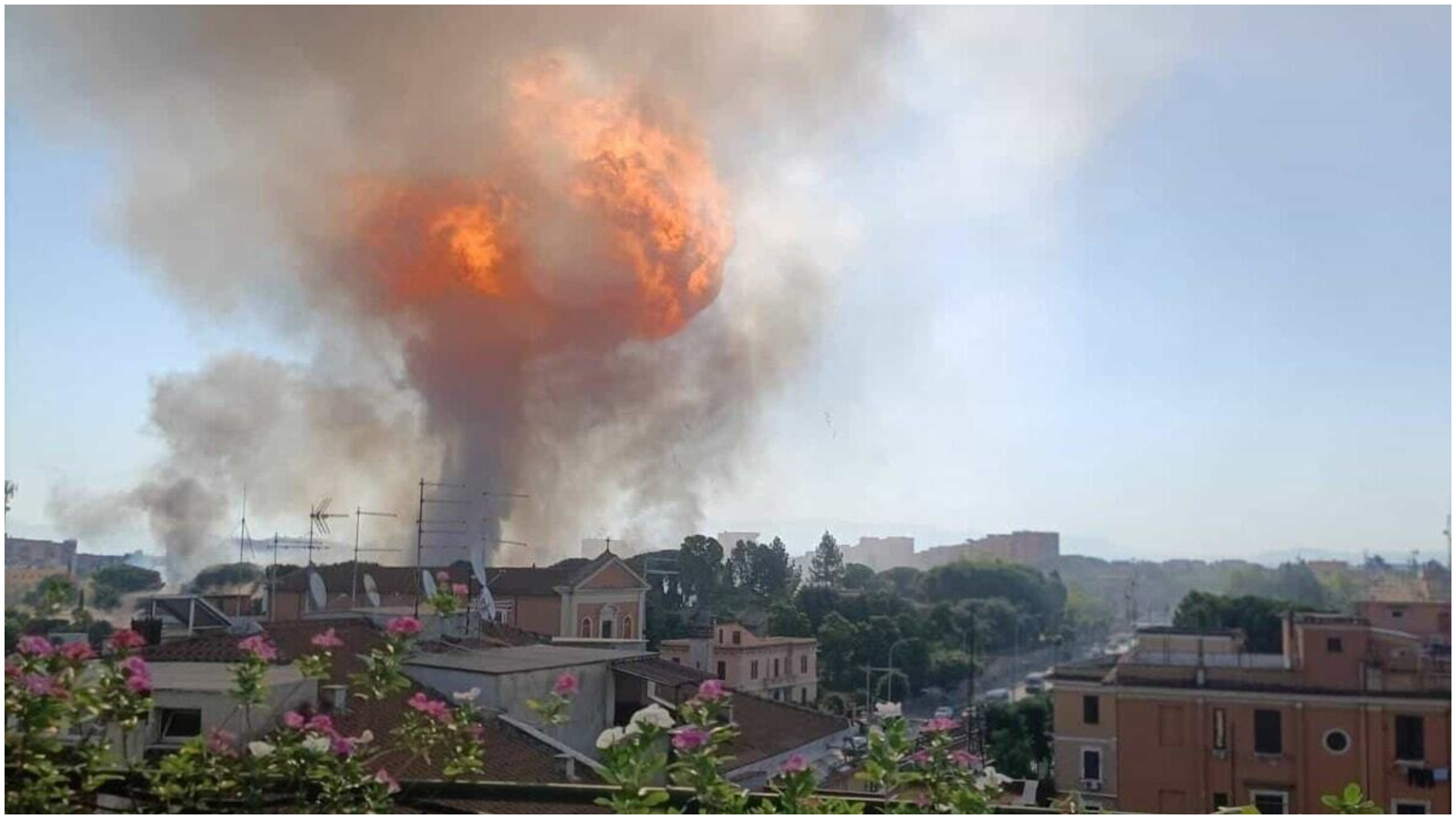 Italia: Explozie la o benzinărie din estul Romei. 21 de oameni au fost ...