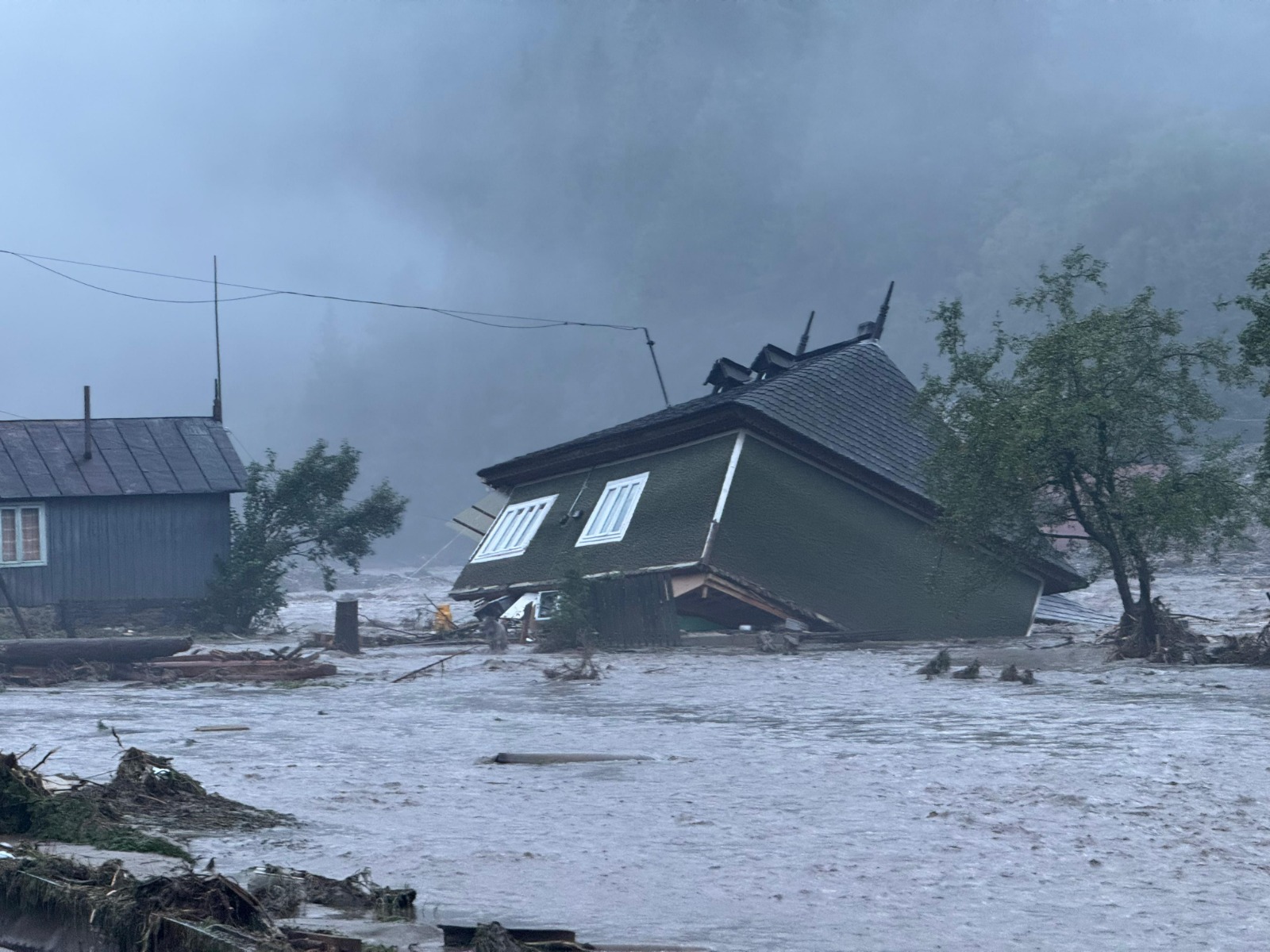 Raed Arafat, despre evacuarea populației din satele inundate în județul ...