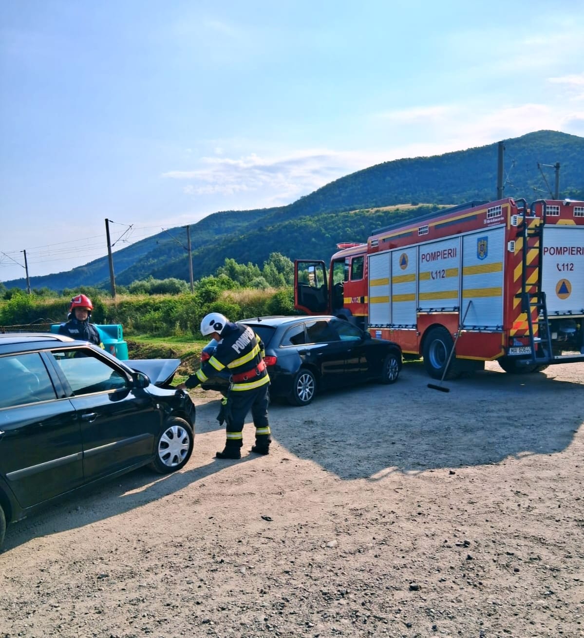 HUNEDOARA: Mașină în flăcări pe A1 : Europa FM