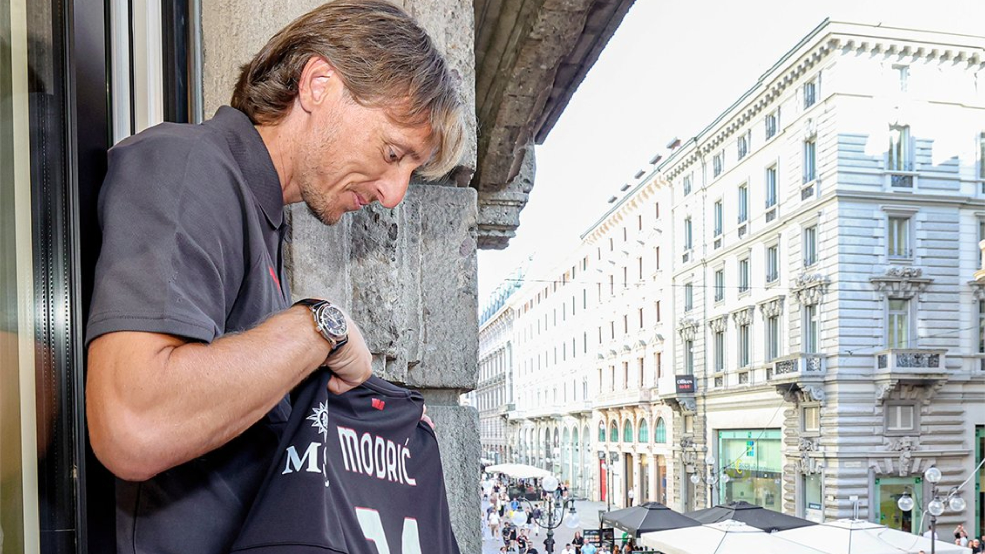 Luka Modric, prezentat oficial la AC Milan: „Obiectivul minim este ...