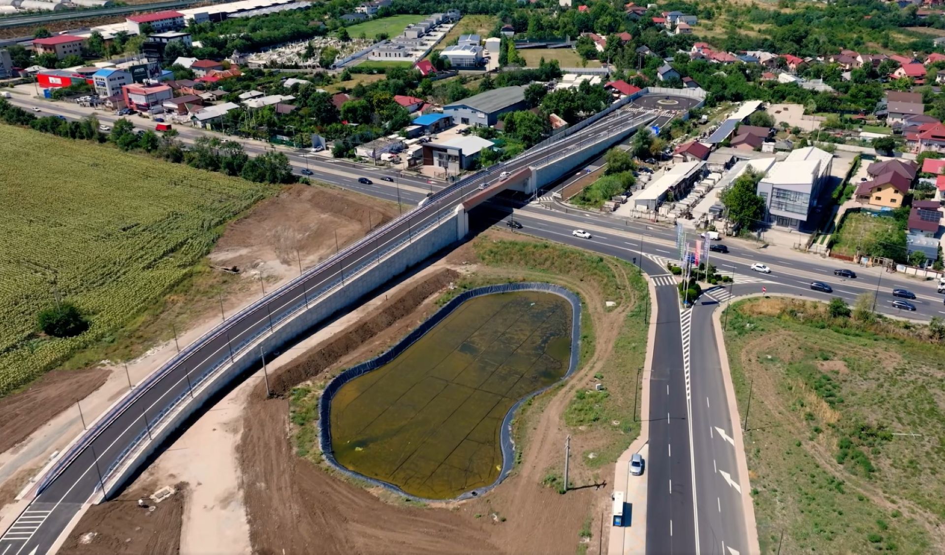 Noul pasaj suprateran peste DN1, de la Therme Bucuresti, a fost ...