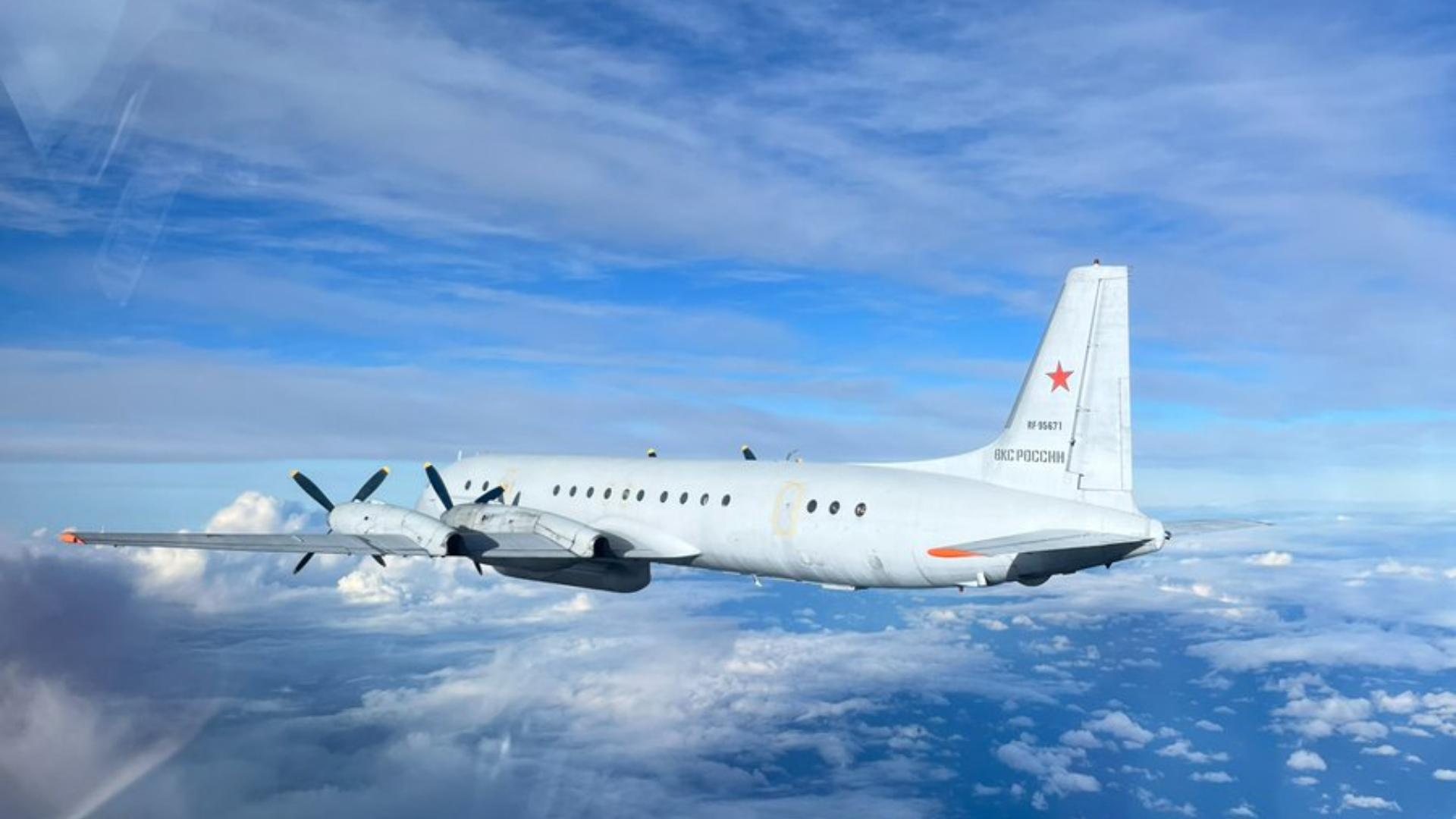 Avion militar rusesc, interceptat de Forțele Armate Poloneze deasupra ...