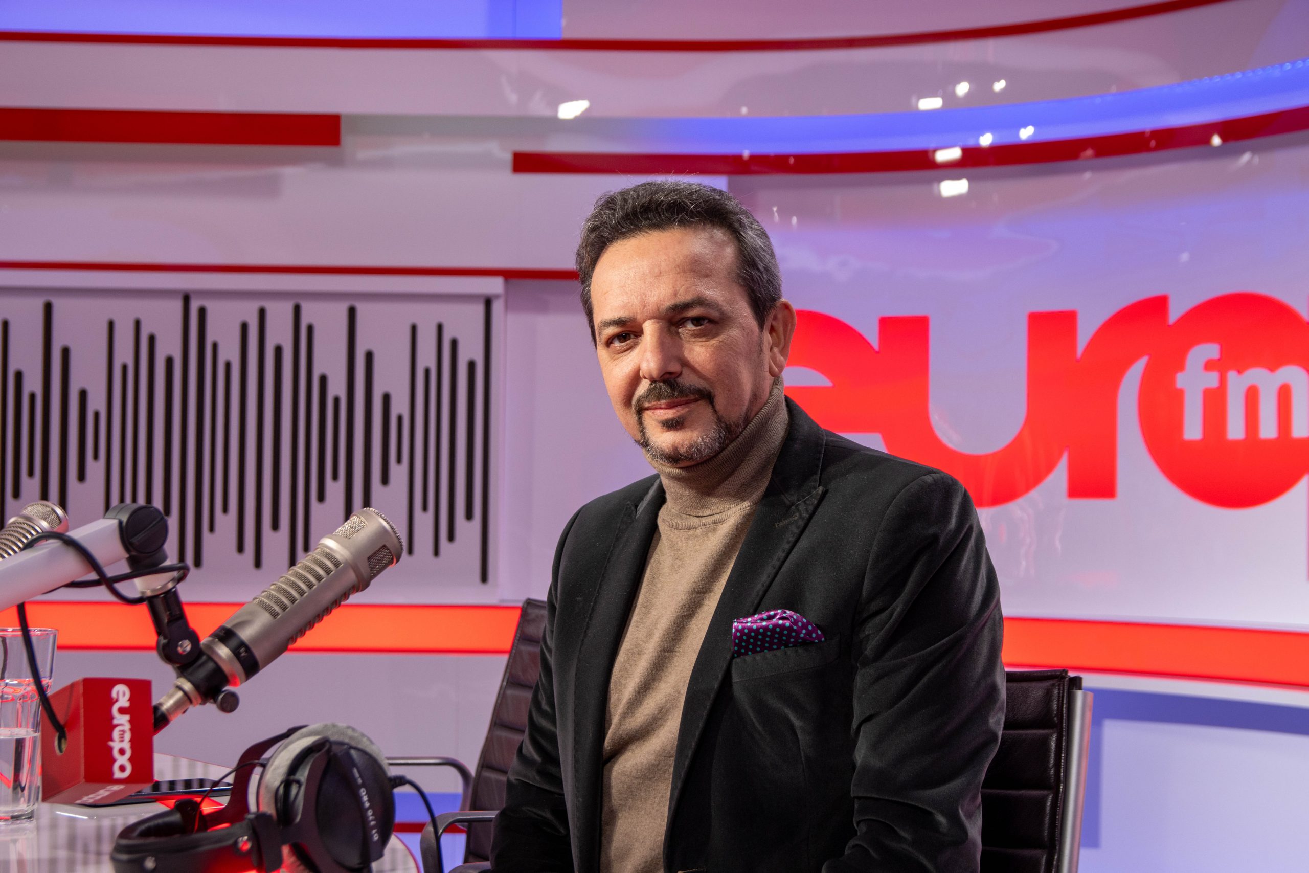 Daniel Șandru, directorul IICCMER: În mediul online, se discută despre ...